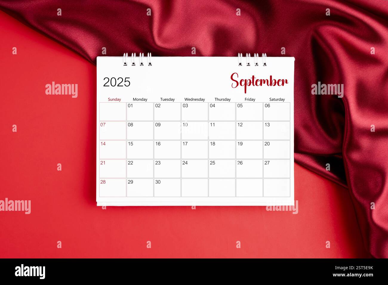 September calendar 2025 hi-res stock photography and images - Alamy