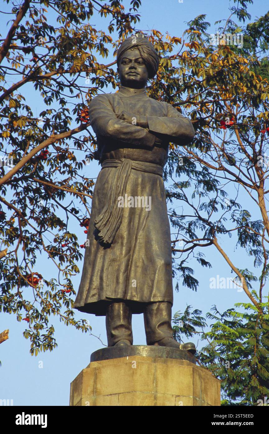 Swami Vivekananda statue Stock Photo - Alamy