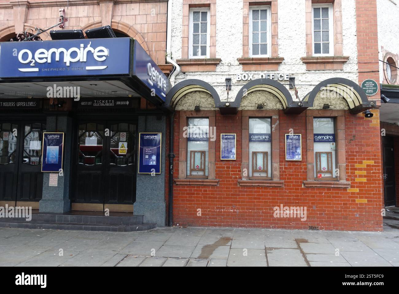 Shepherd's Bush Empire Theatre London Stock Photo - Alamy