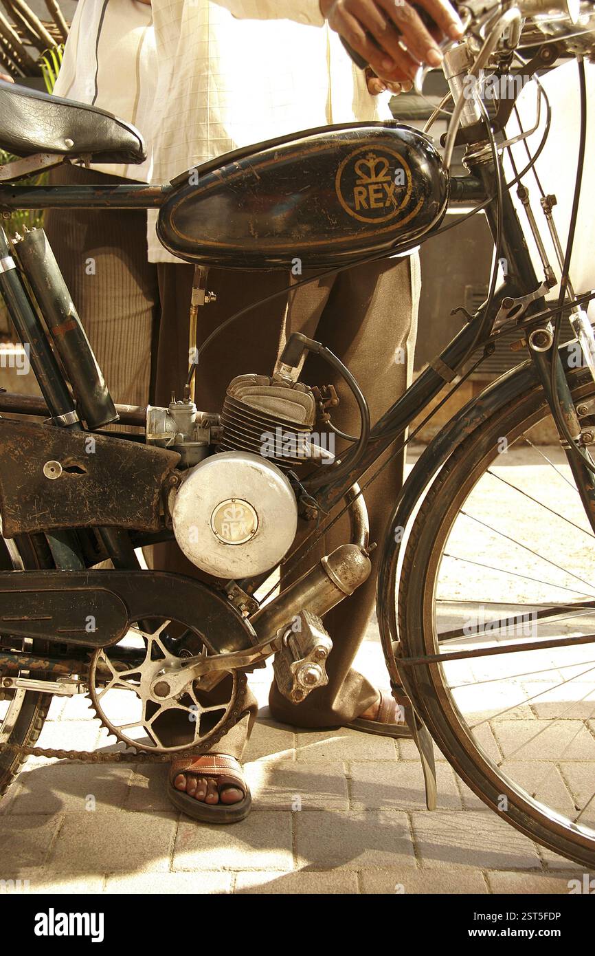 Bicylces Cycles, Vintage Motor cycle 1958 Rex Motorcycle Stock Photo ...