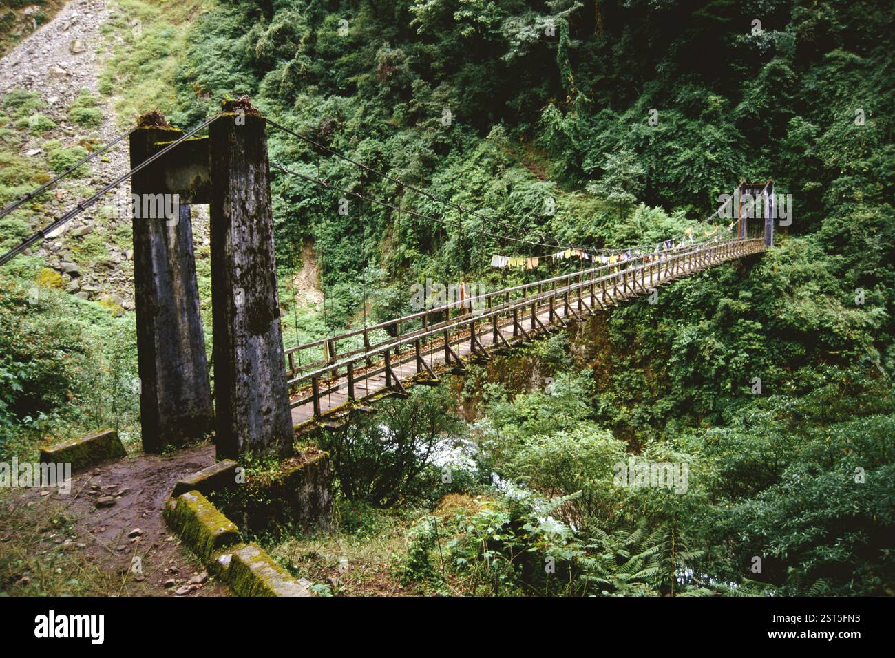 Sikkim bridge hi-res stock photography and images - Alamy