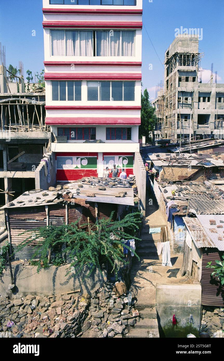 Slum architecture hi-res stock photography and images - Alamy