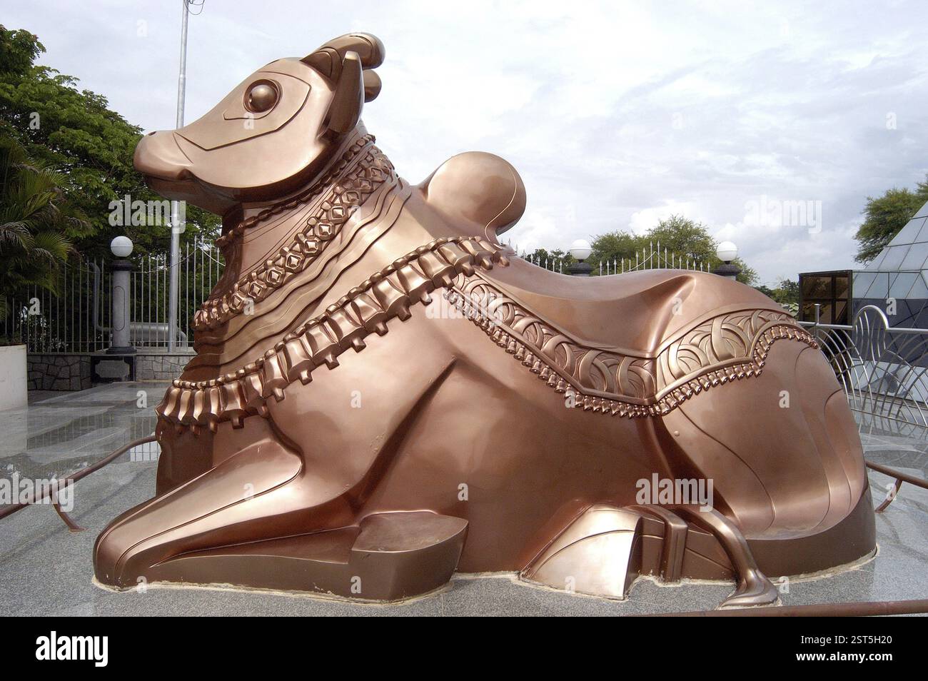 Statue of Nandi bull at the entrance of NTR garden, Hyderabad, Andhra ...