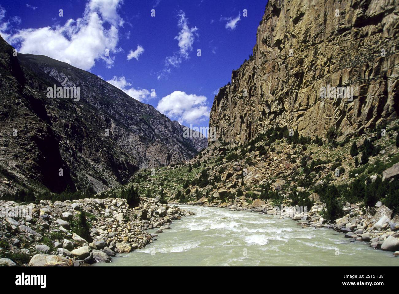 Kinnar, kailash trek, himachal pradesh, india Stock Photo - Alamy