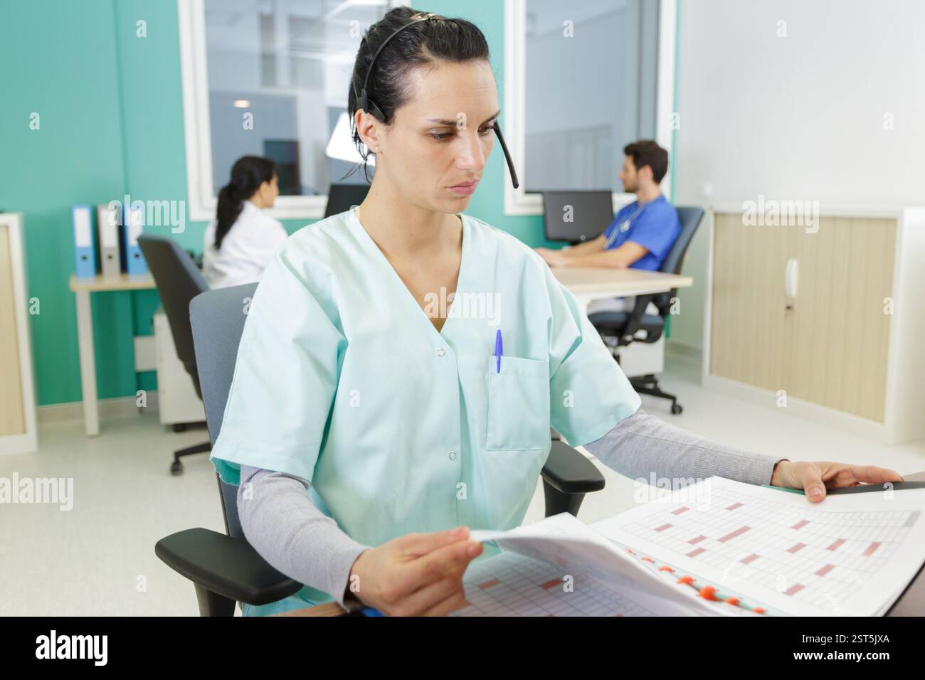 medical secretary at modern hospital Stock Photo - Alamy