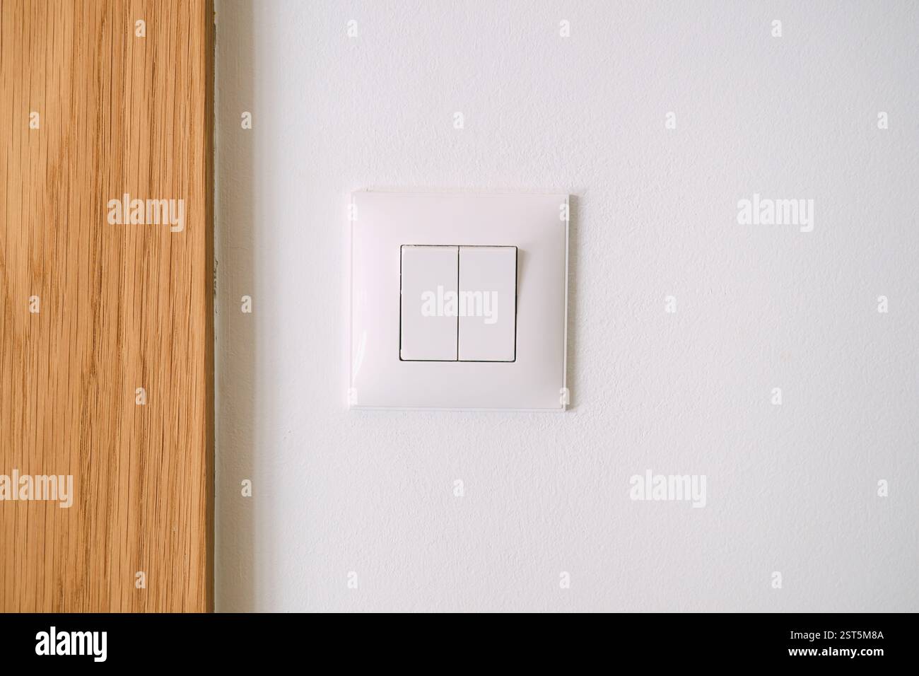Electrical switch on wall hi-res stock photography and images - Alamy