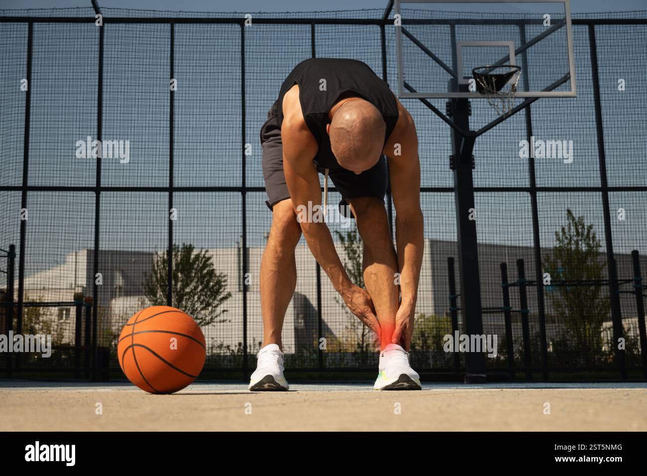 Professional activewear hi-res stock photography and images - Alamy