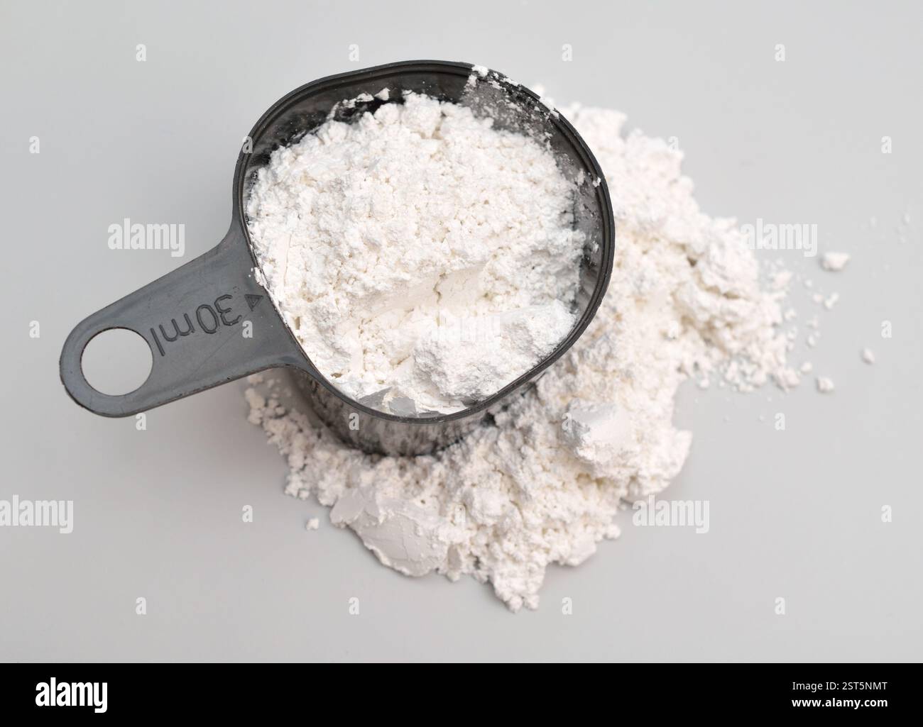 Calcium hydroxide also traditionally called slaked lime Stock Photo - Alamy