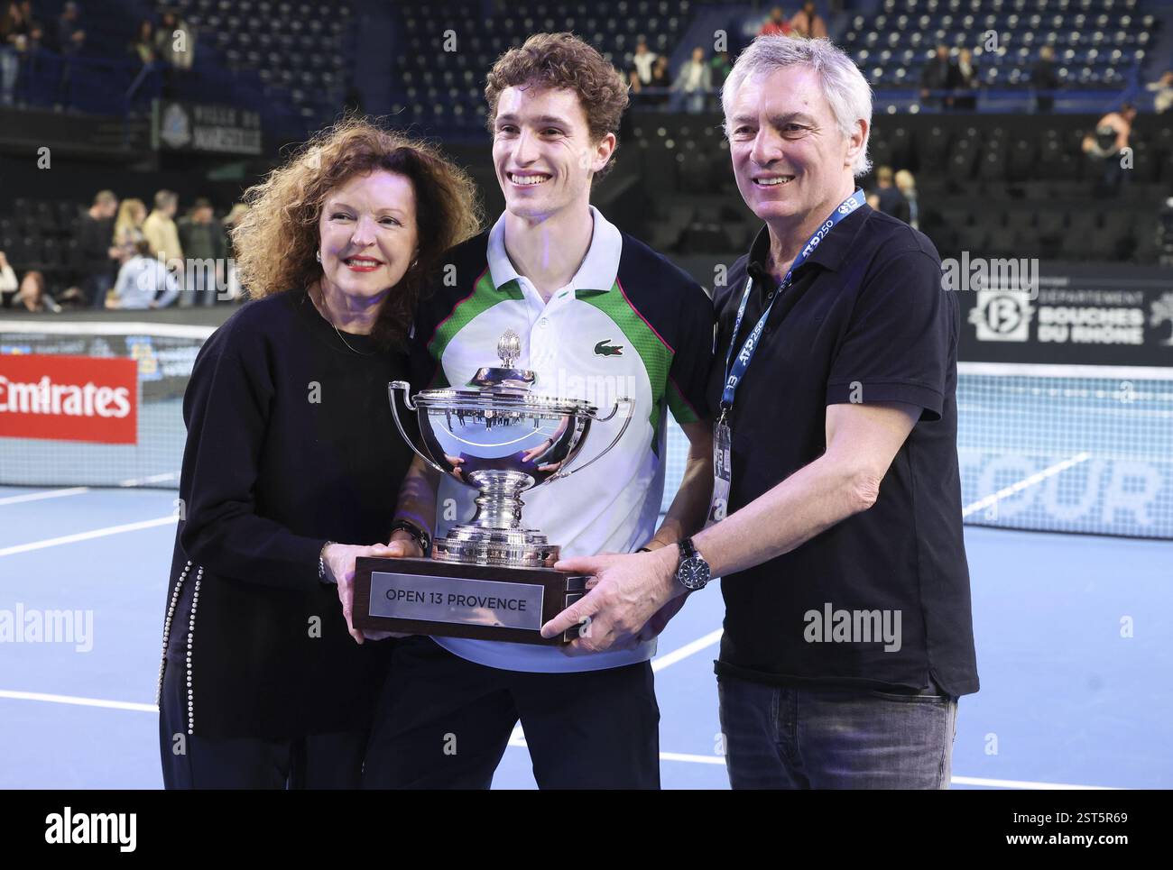 Ugo Humbert of France poses with his parents, Anne Humbert and Eric ...