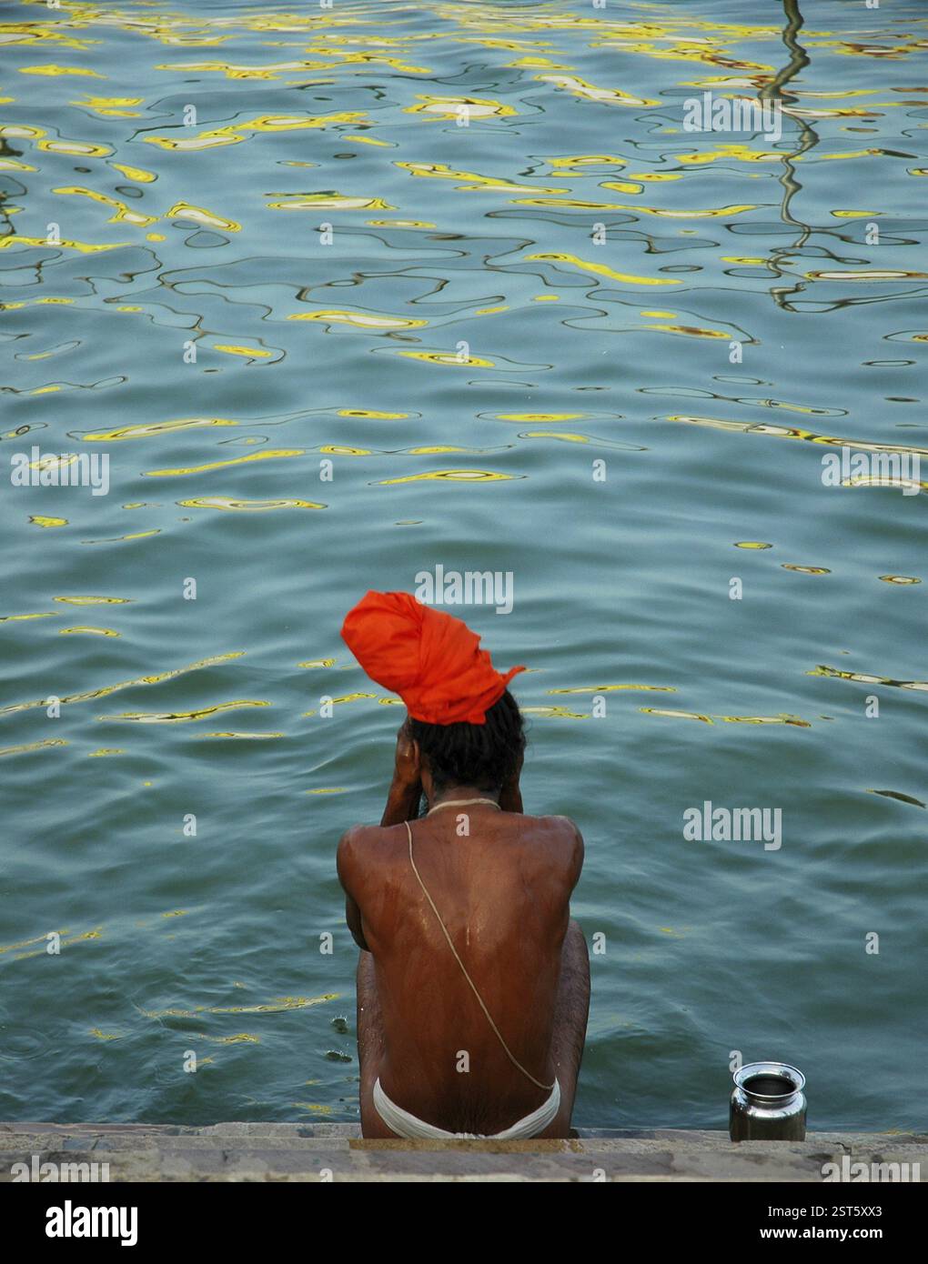 Indian priest sadhu bathing river, kumbh mela, Shipra river, Ujjain ...