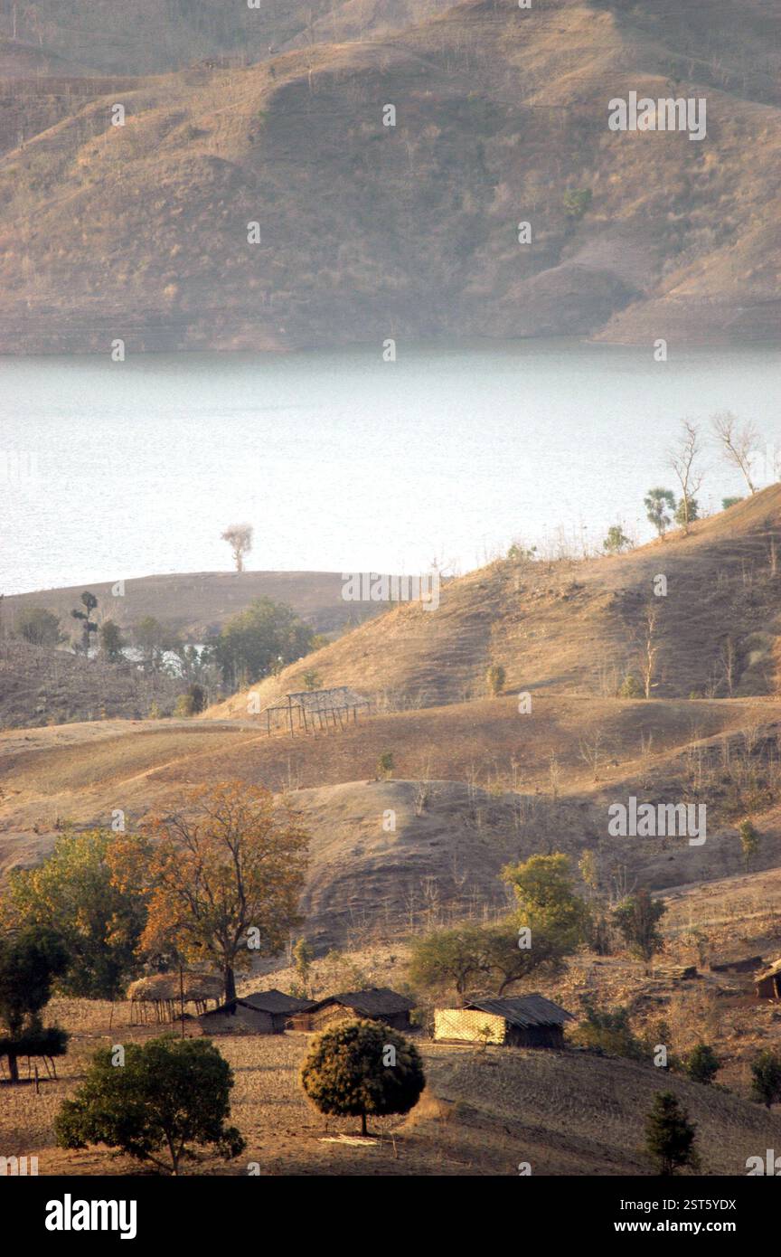 Narmada river flows through Maharashtra and Gujarat states, Many ...