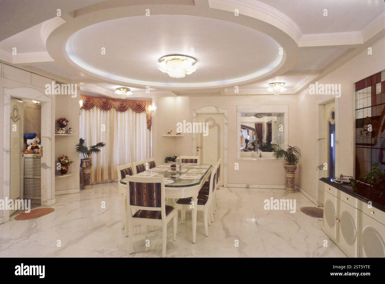 Indian home interior hi-res stock photography and images - Alamy