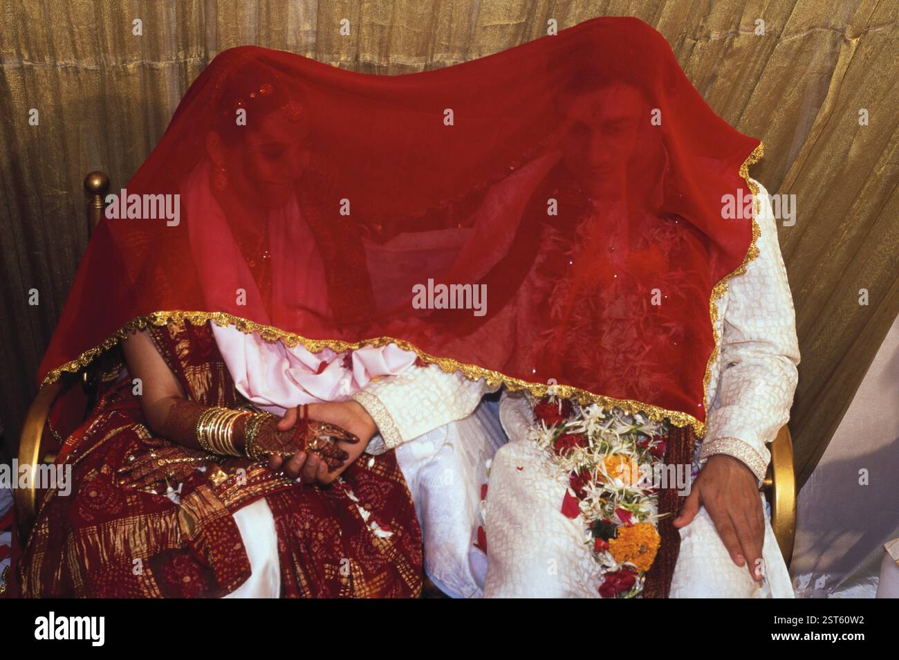 Covered face bride hi-res stock photography and images - Alamy