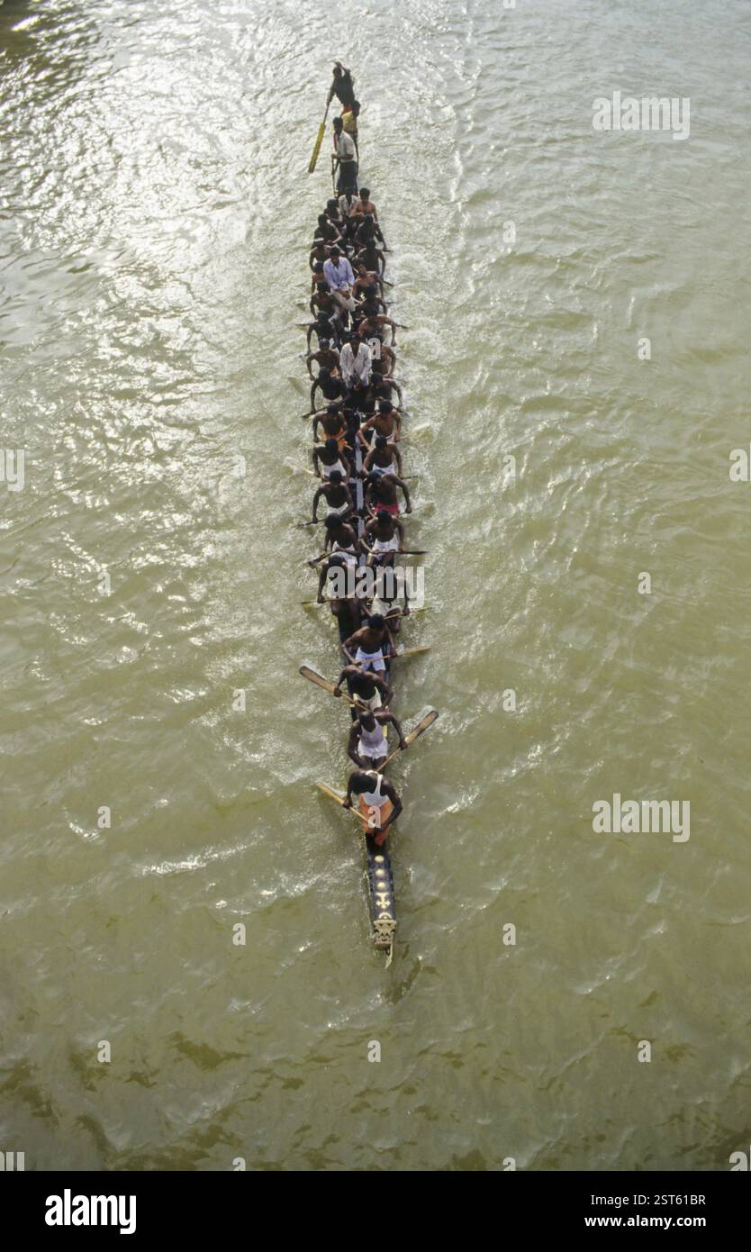 Boat races asia hi-res stock photography and images - Alamy