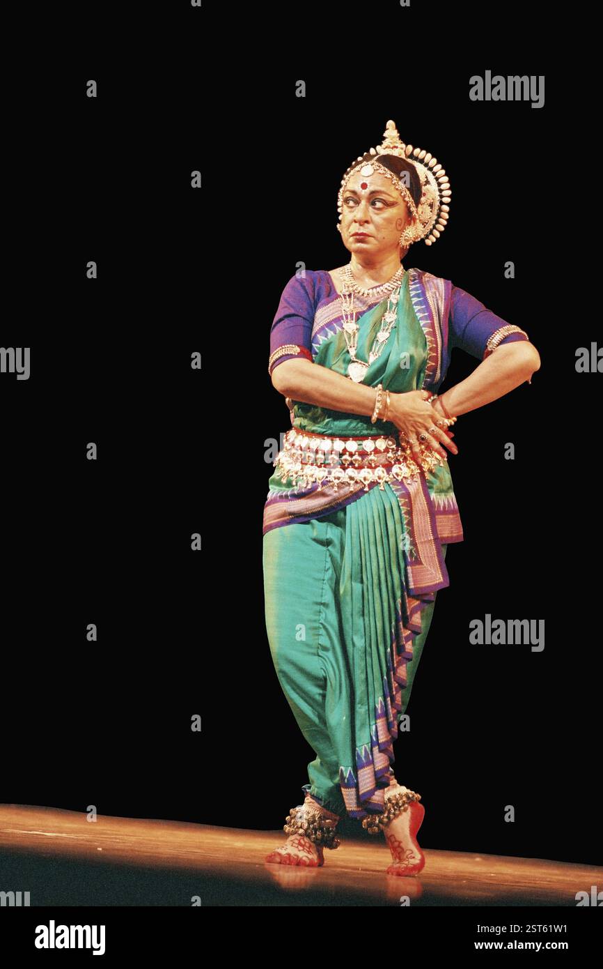 Kiran Sehgal Odissi Bailarina