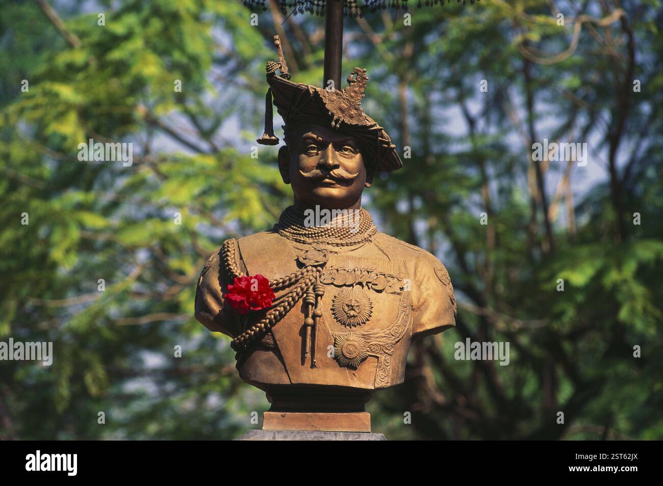 Statue of Chhatrapati Shahaji (1947 to 83), New Palace, Kolhapur ...