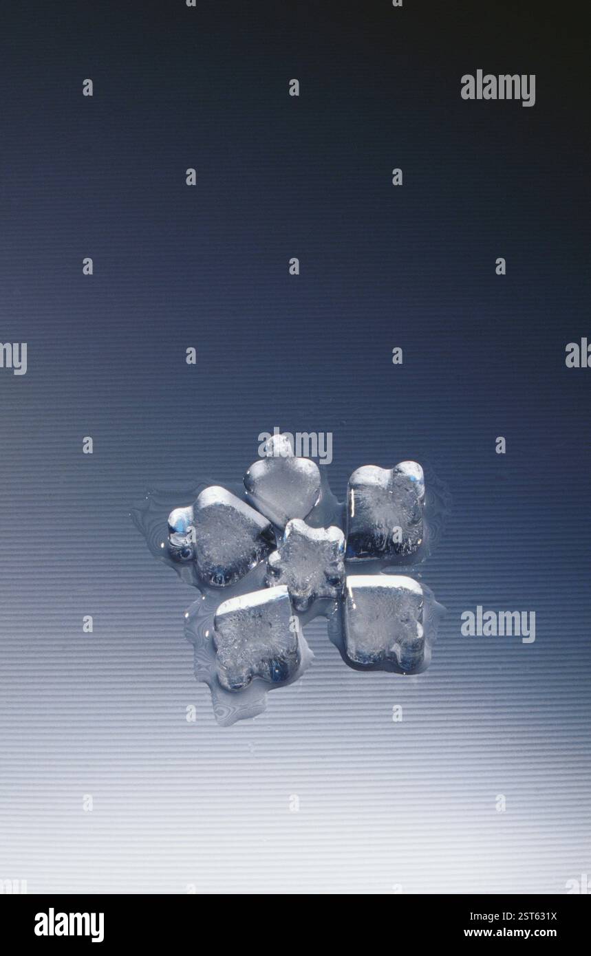 Concept, ice melting Stock Photo - Alamy