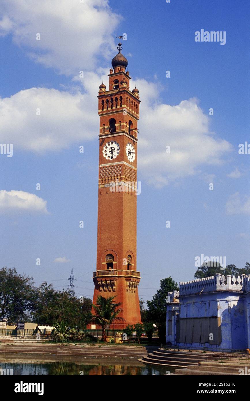 Clock tower lucknow india hi-res stock photography and images - Alamy