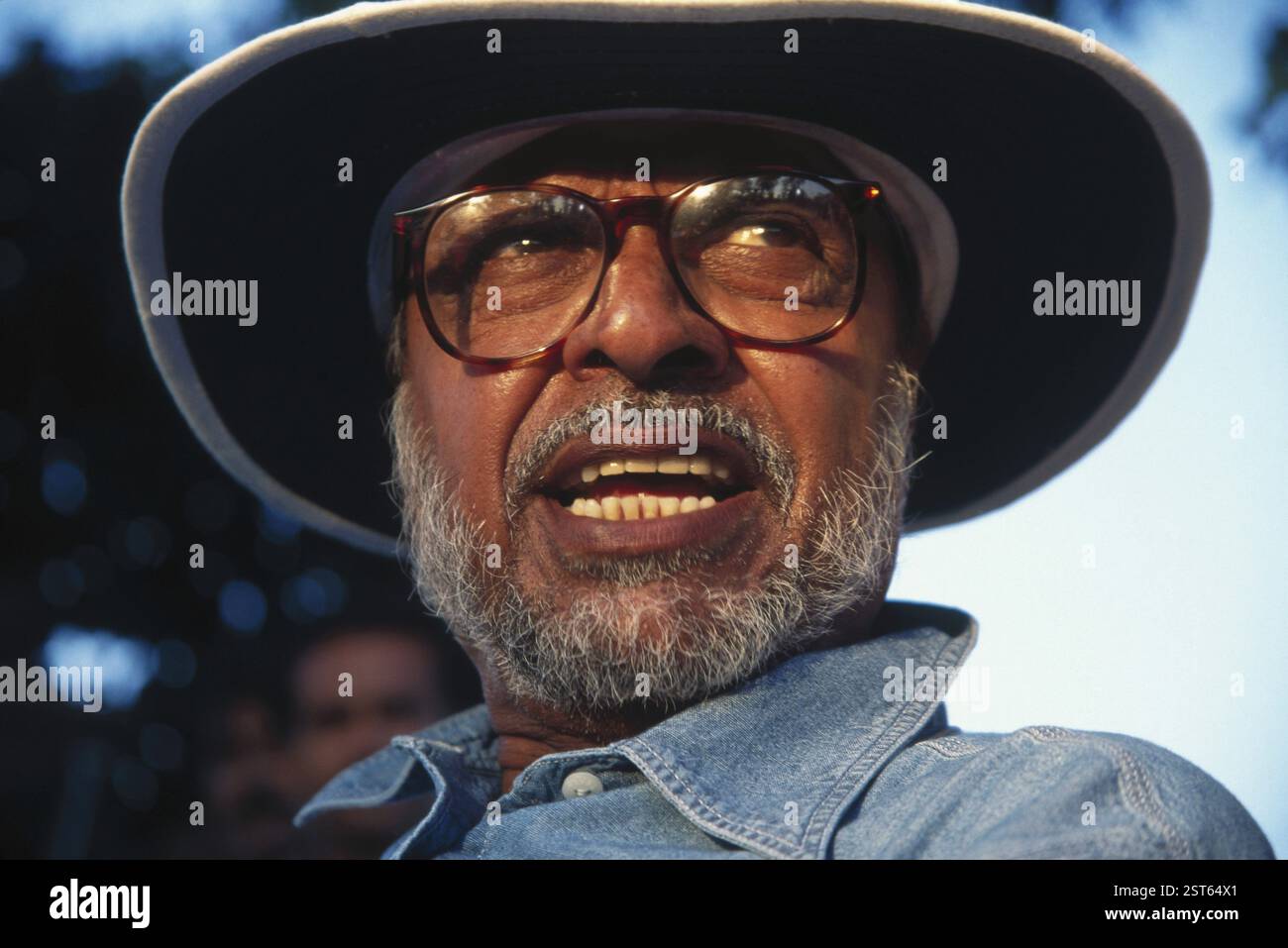 Indian film director hi-res stock photography and images - Alamy