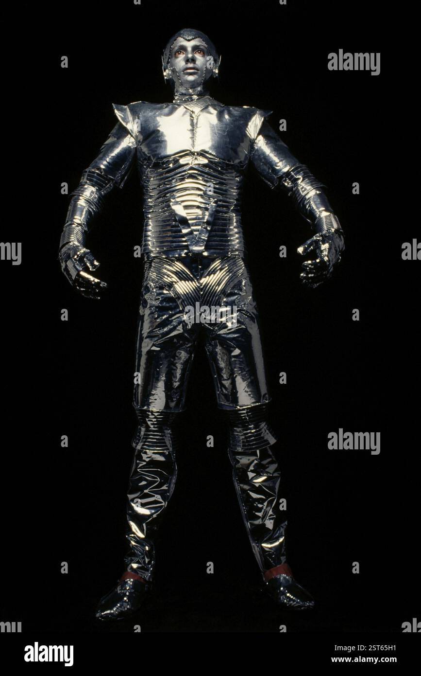Statue of robot man, india Stock Photo - Alamy