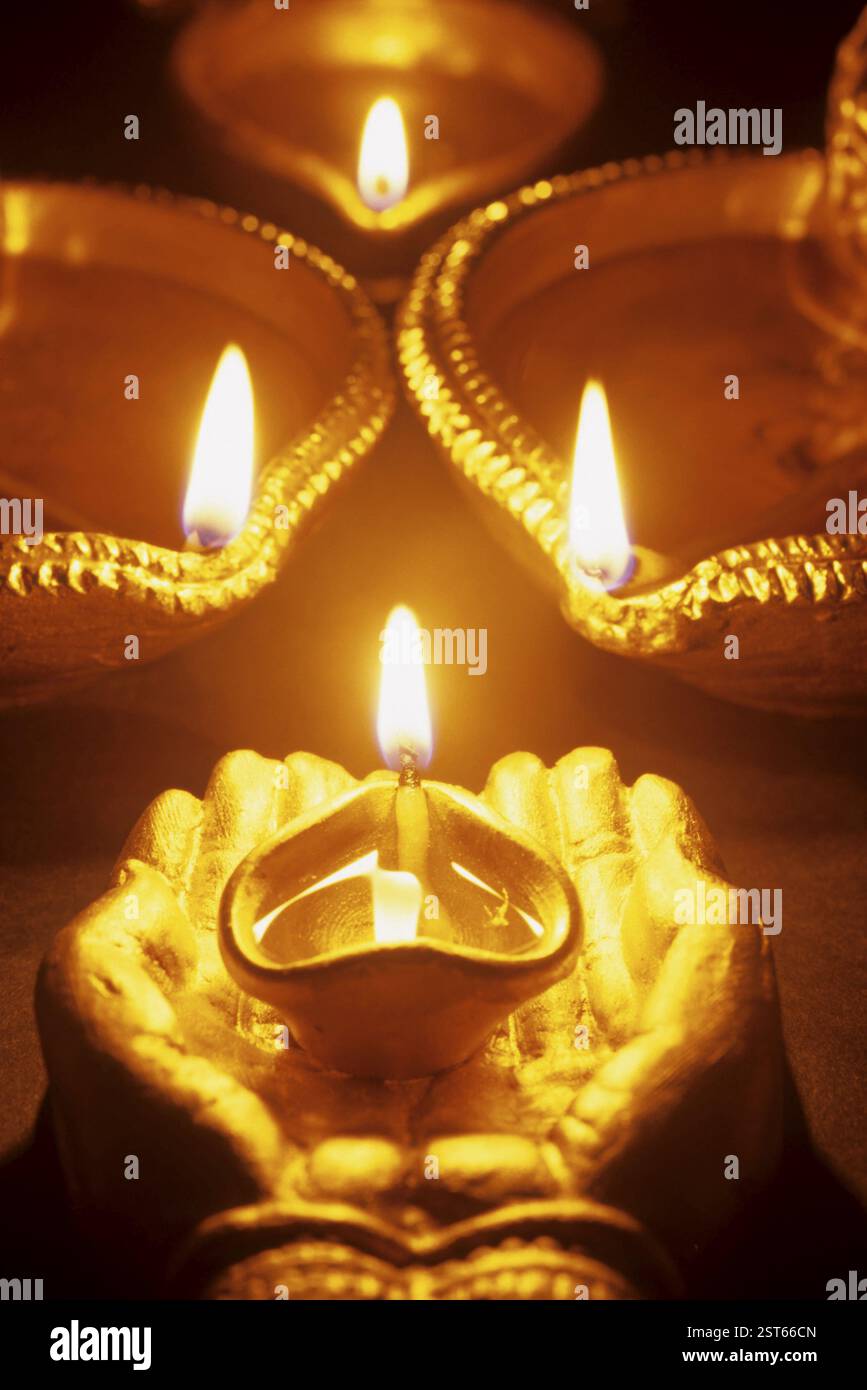 Diwali deepawali Festival, oil lamp Stock Photo - Alamy