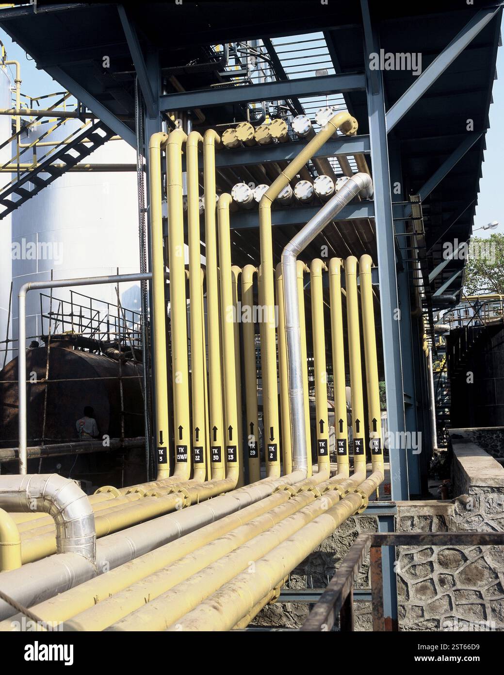 Indian industry petrochemical factory hi-res stock photography and ...