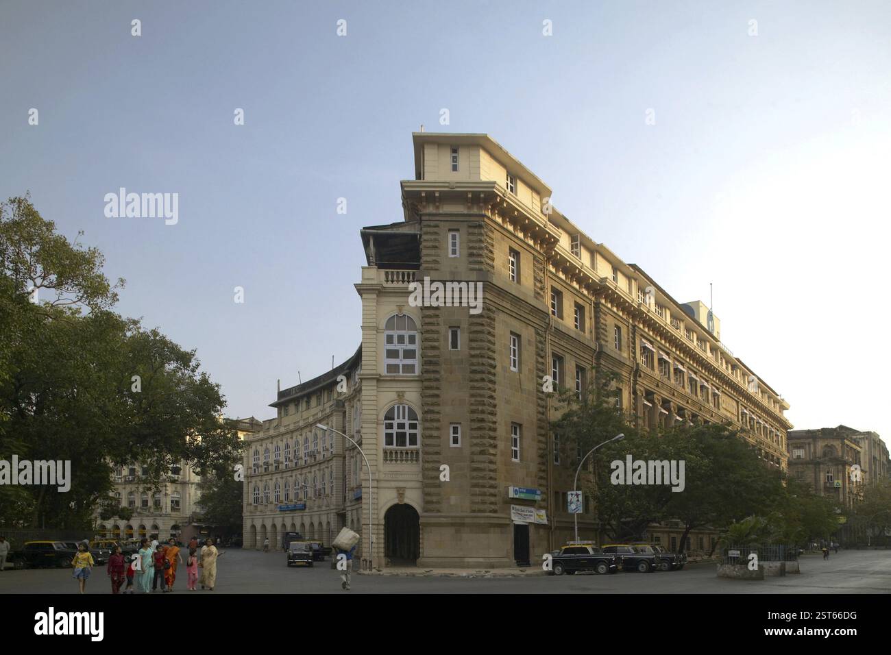 Mumbai banking district hi-res stock photography and images - Alamy