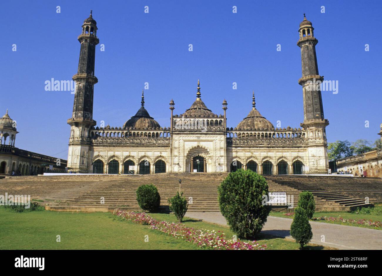 Asafi mosque, bada imambara, lucknow, uttar pradesh, india Stock Photo ...