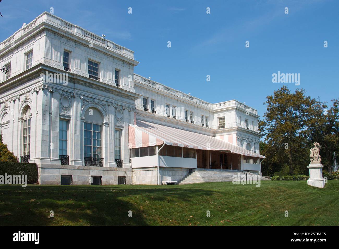 The Rosecliff mansion ornate facade in Newport, Rhode Island, USA Stock ...