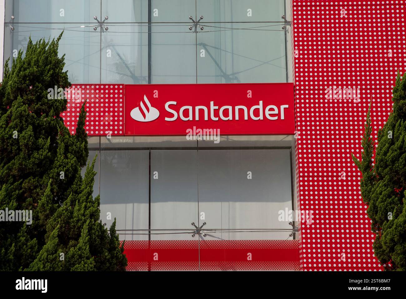 Sao Paulo, Brazil - september 19 2020 - Logo and facade of Santander, a ...