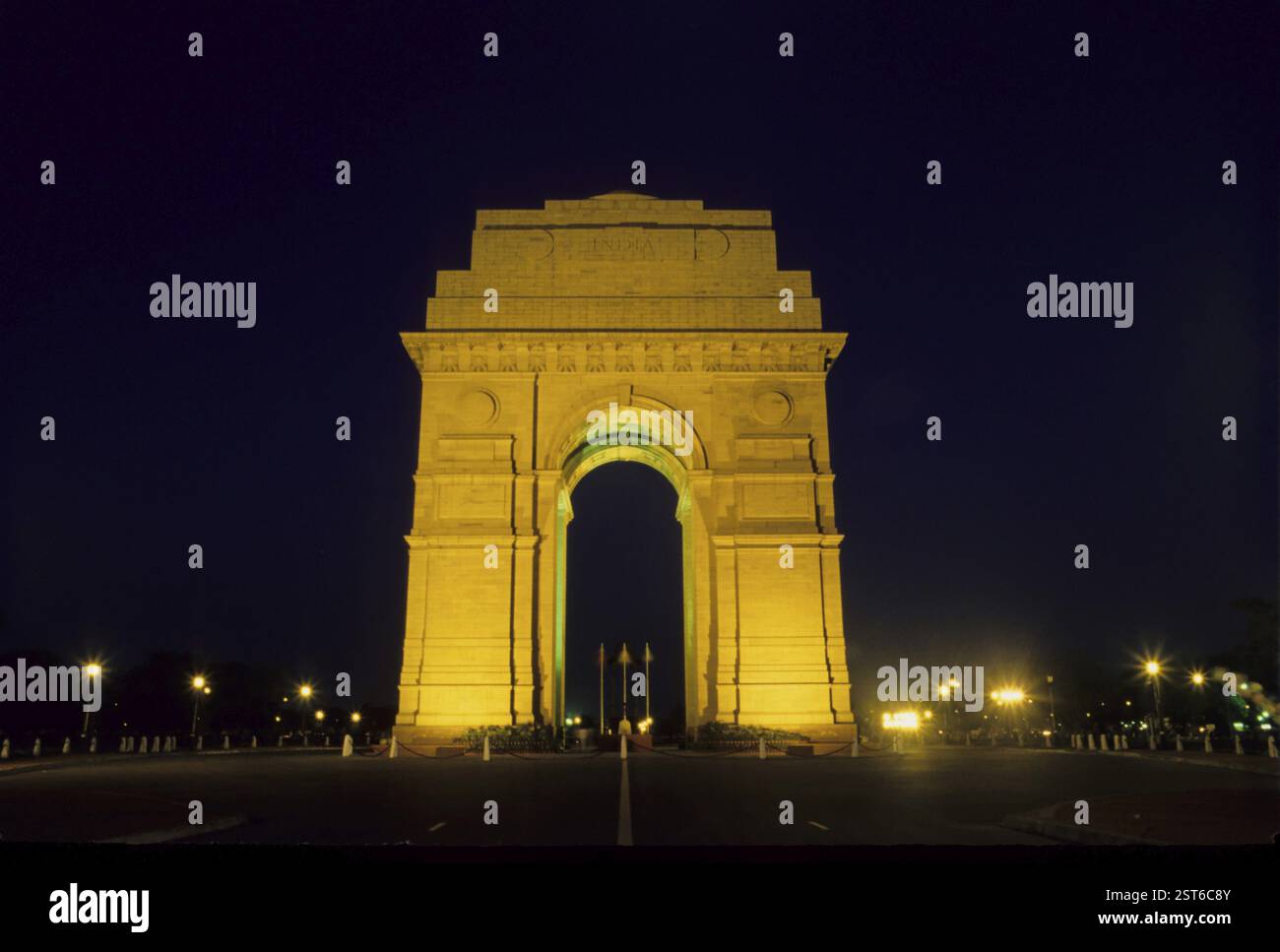 India gate night view new delhi hi-res stock photography and images - Alamy