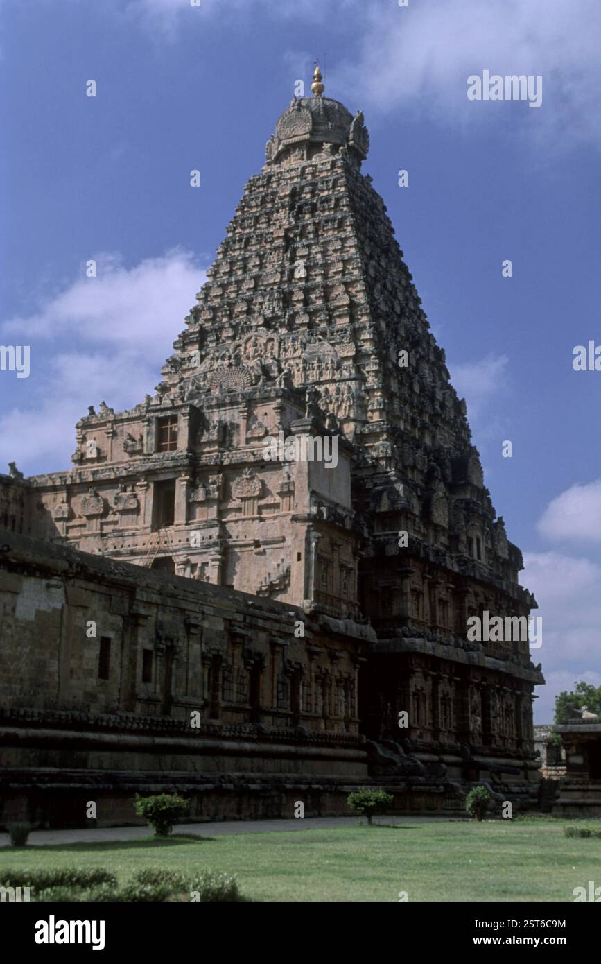 Indian art tamil thanjavur brihadeshwara nadu temple hi-res stock photography and images - Alamy