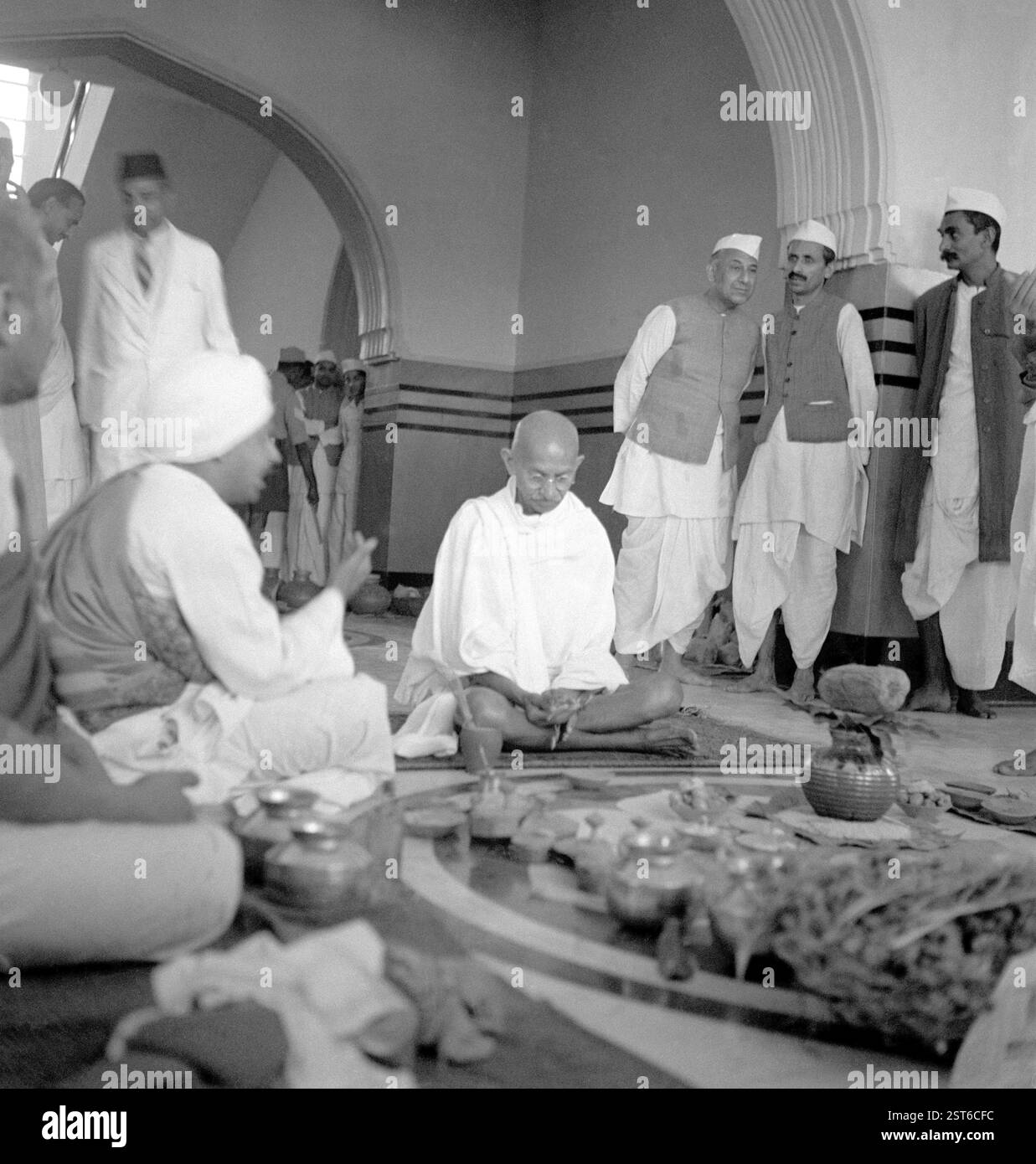 Healthcare ceremony Black and White Stock Photos & Images - Alamy