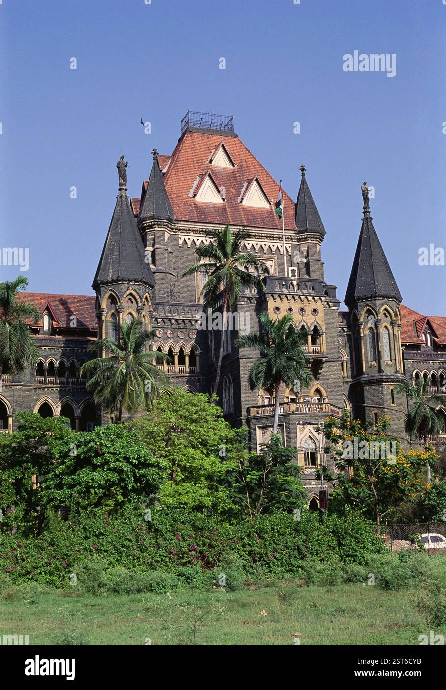 Mumbai law courts hi-res stock photography and images - Alamy