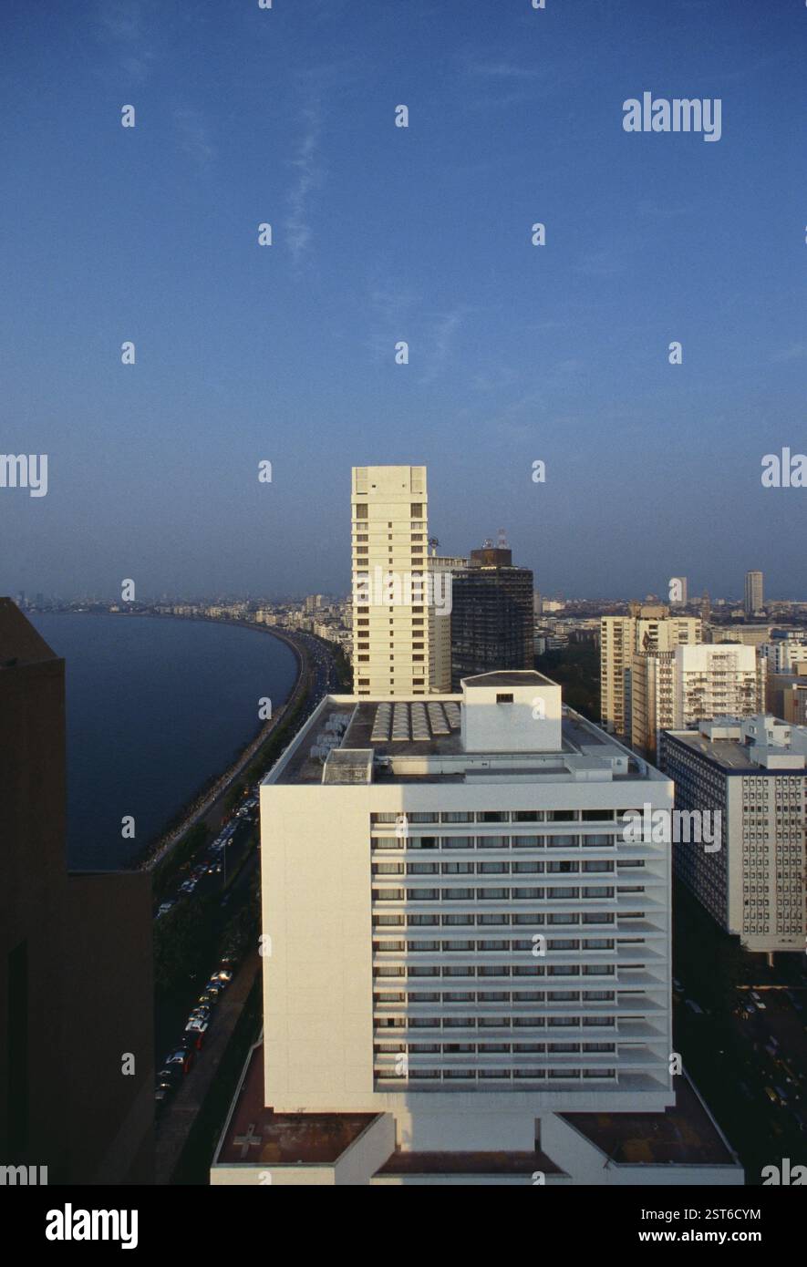 Nariman point skyline mumbai hi-res stock photography and images - Alamy