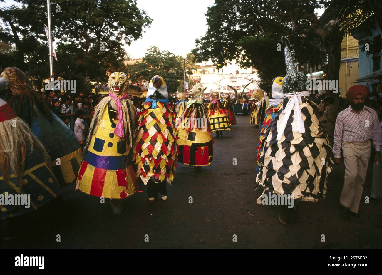 Performing marching movements hi-res stock photography and images - Alamy