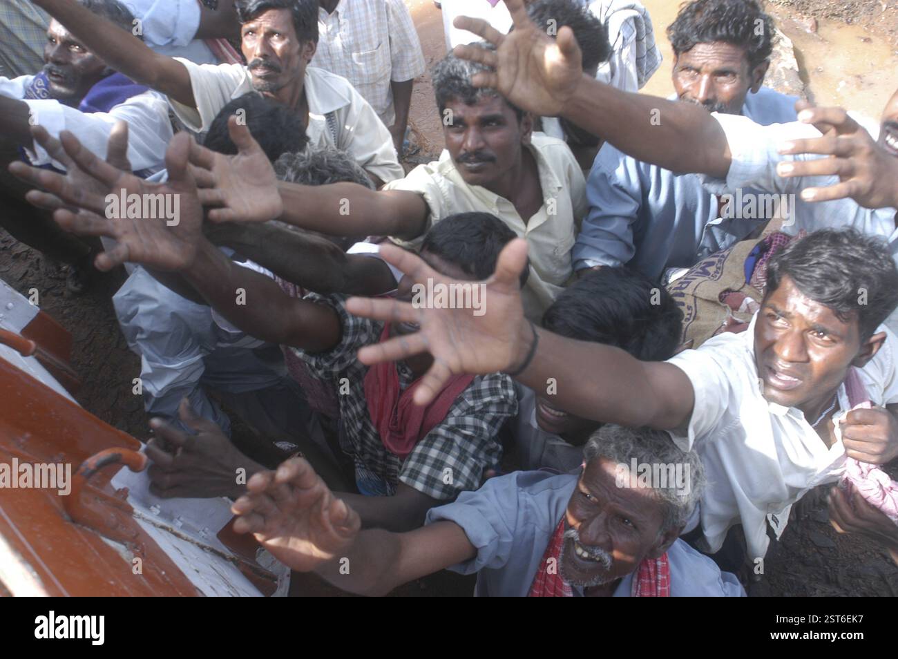 South asia floods india hi-res stock photography and images - Alamy