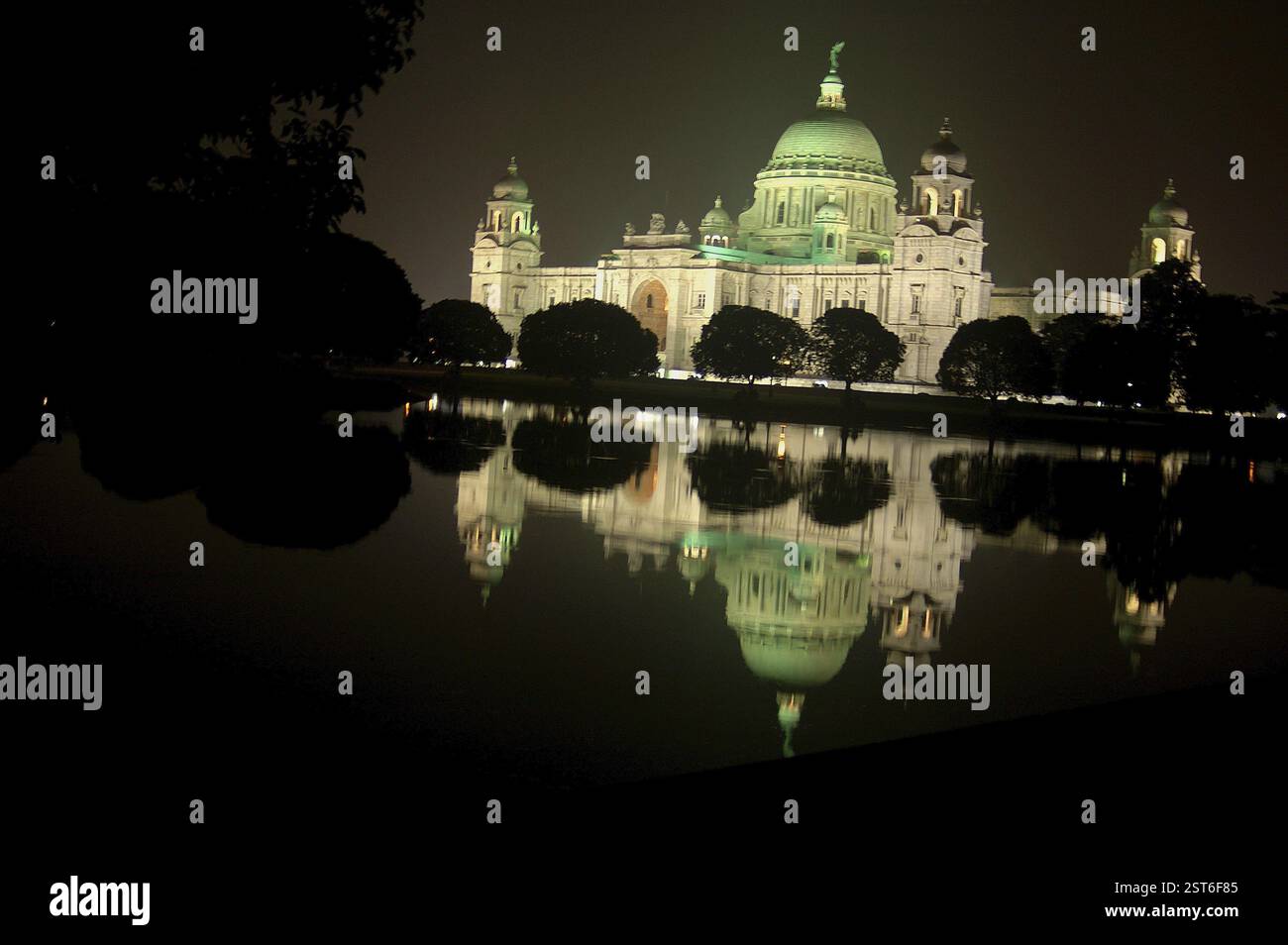 Night View of Victoria Memorial monument, Calcutta, West Bengal, India ...
