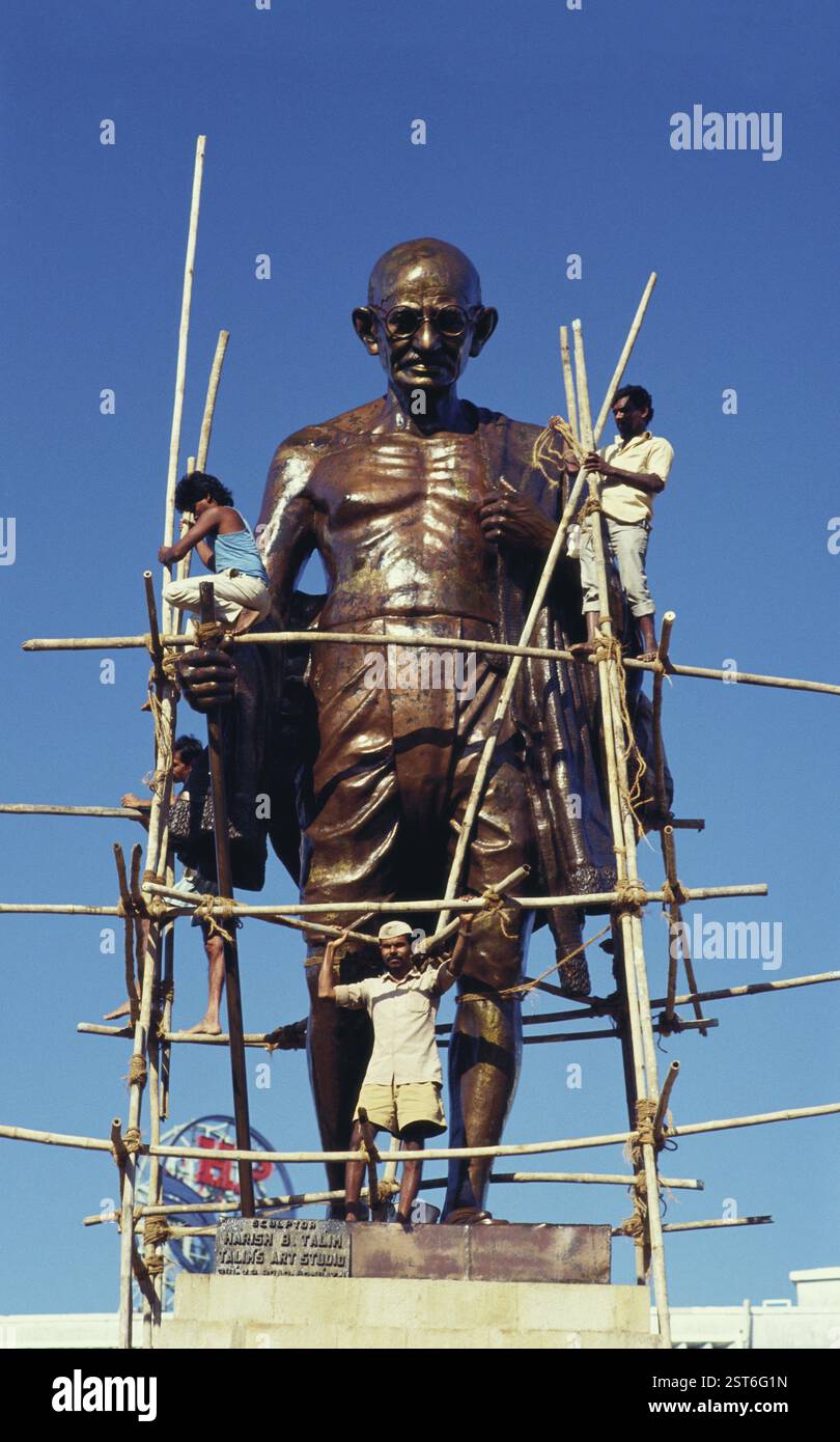 Mahatma Gandhi statue work in progress Stock Photo - Alamy