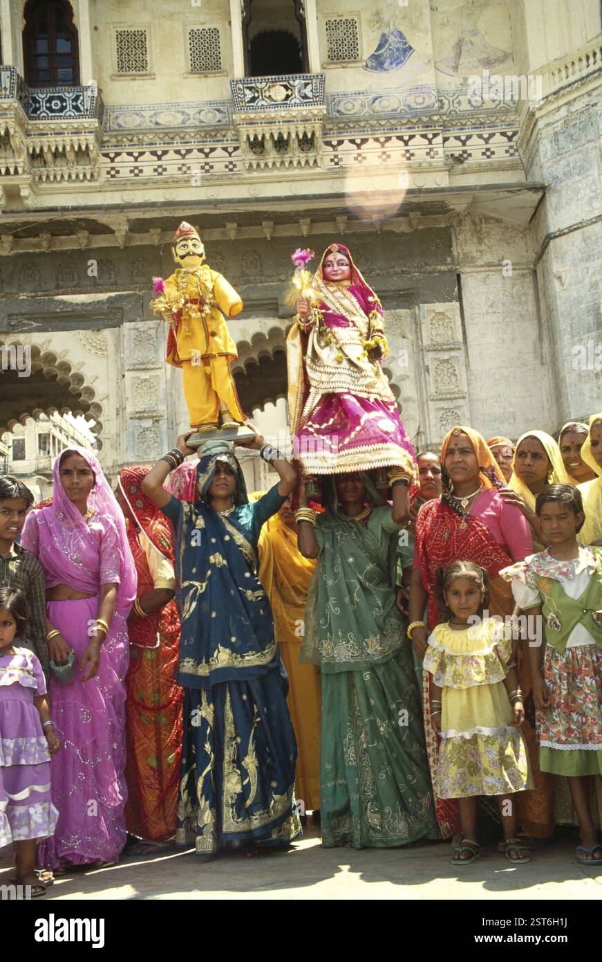 Gangaur festival, jaipur, rajasthan, india Stock Photo - Alamy