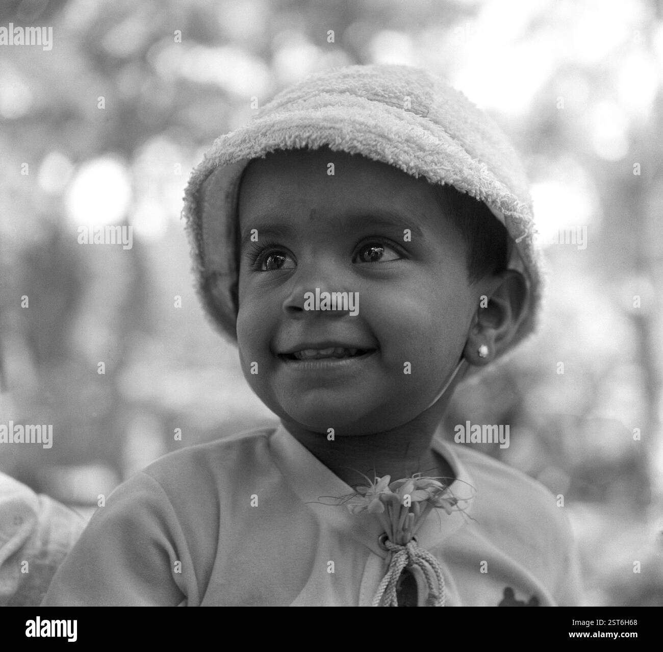 South Asian Indian girl child smiling, India, Asia Stock Photo - Alamy