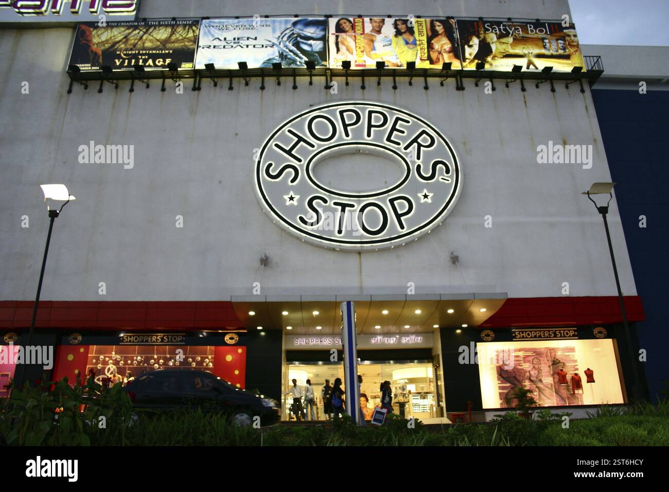 Shopper ?s Stop Departmental Store, Inorbit Shopping Mall, Fame theatre ...