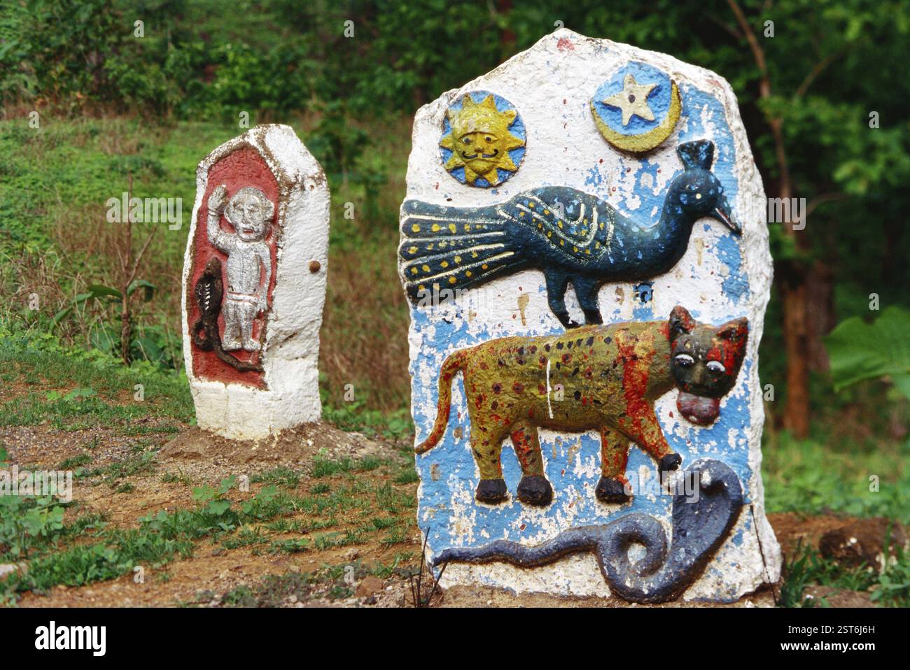 Tribal god hi-res stock photography and images - Alamy