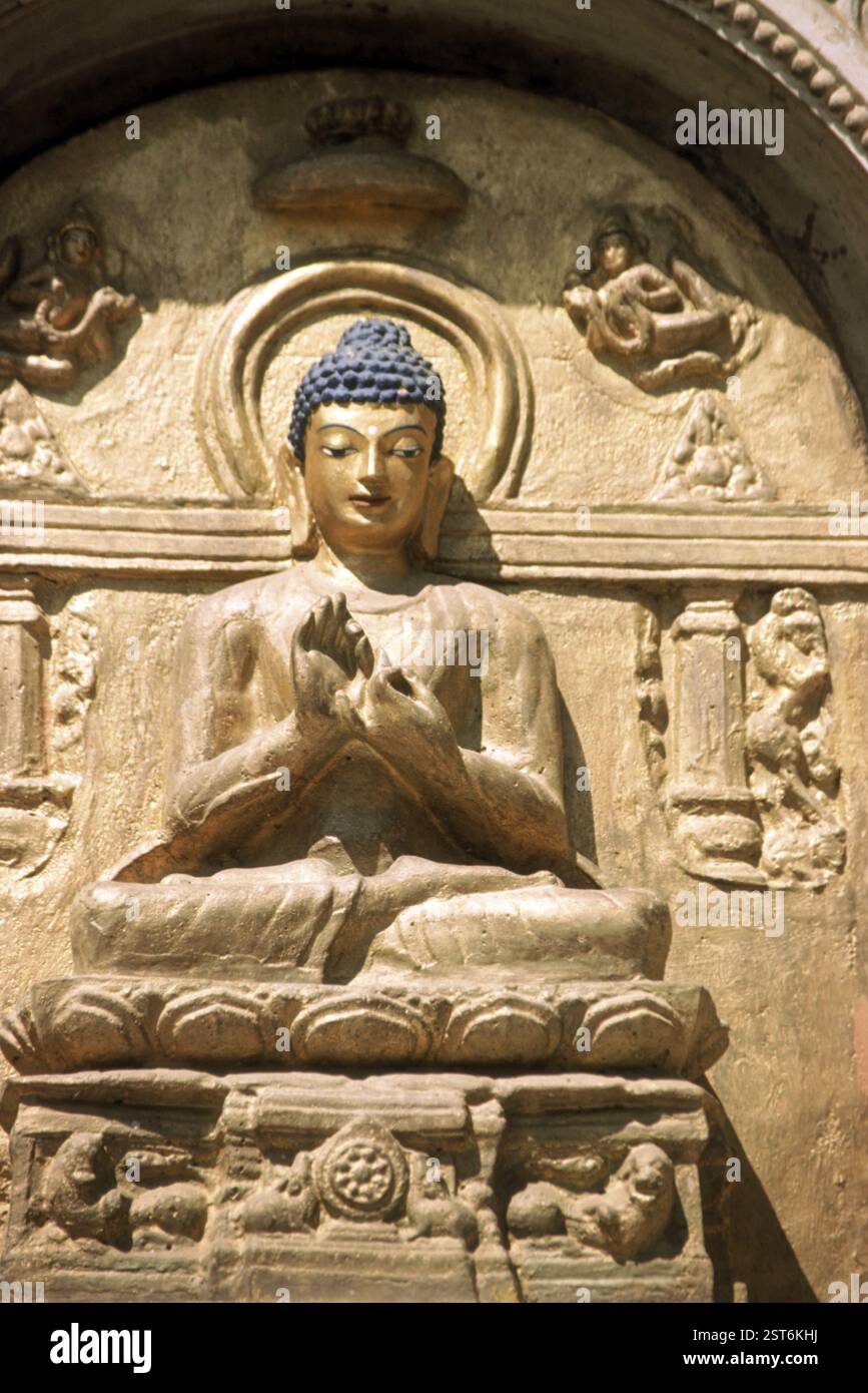 Lord buddha statue, bihar, india Stock Photo - Alamy