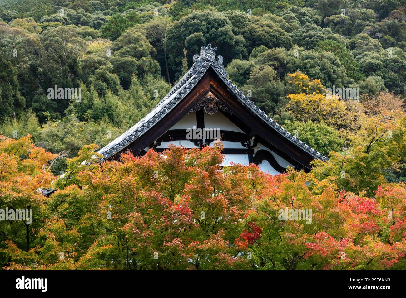 Eikando temple grounds in Kyoto Japan Stock Photo - Alamy