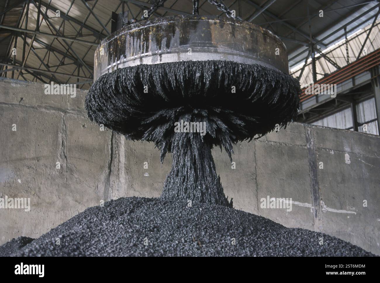Sponge iron industry hi-res stock photography and images - Alamy