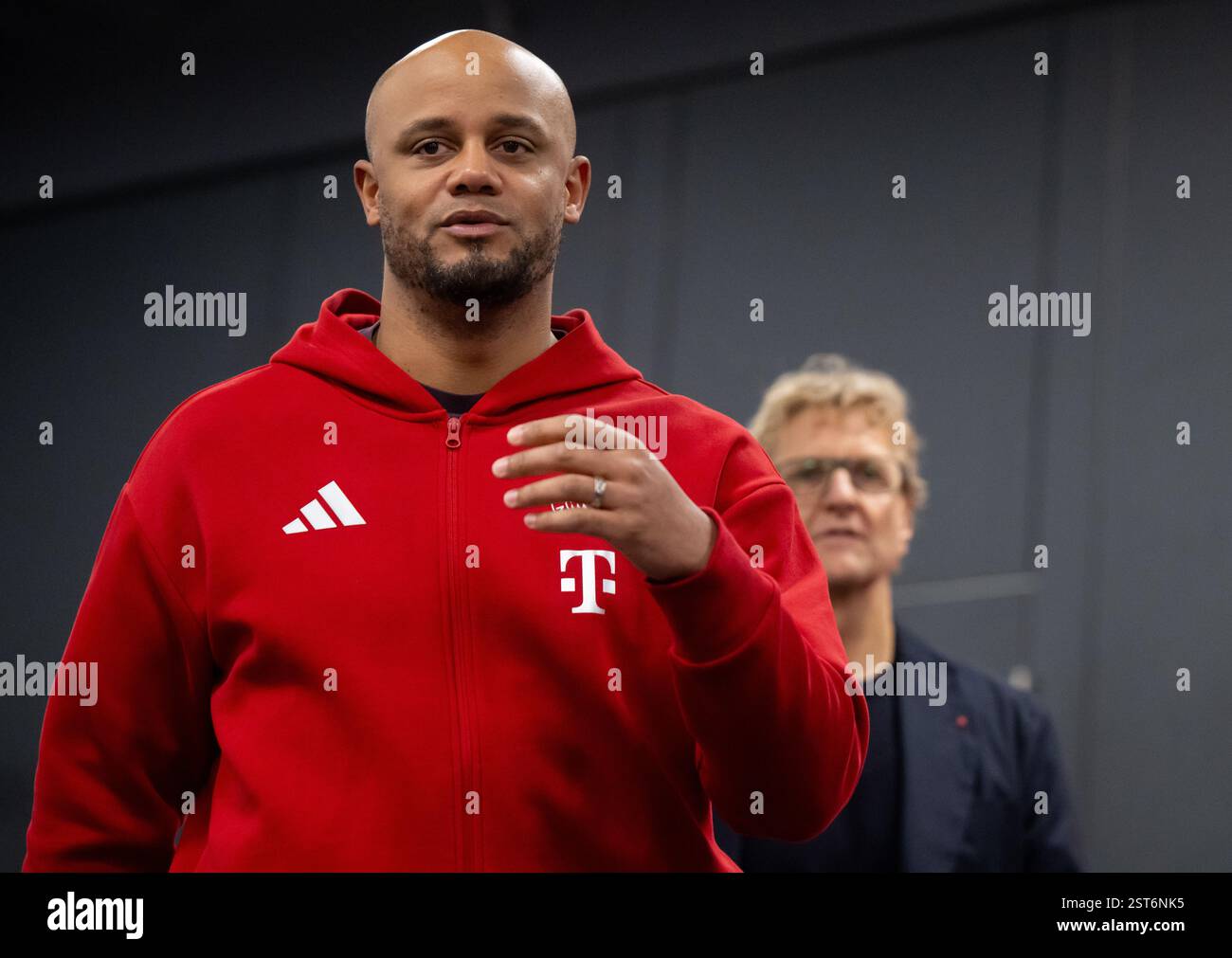 Munich, Germany. 17th Feb, 2025. Soccer: Champions League, FC Bayern ...