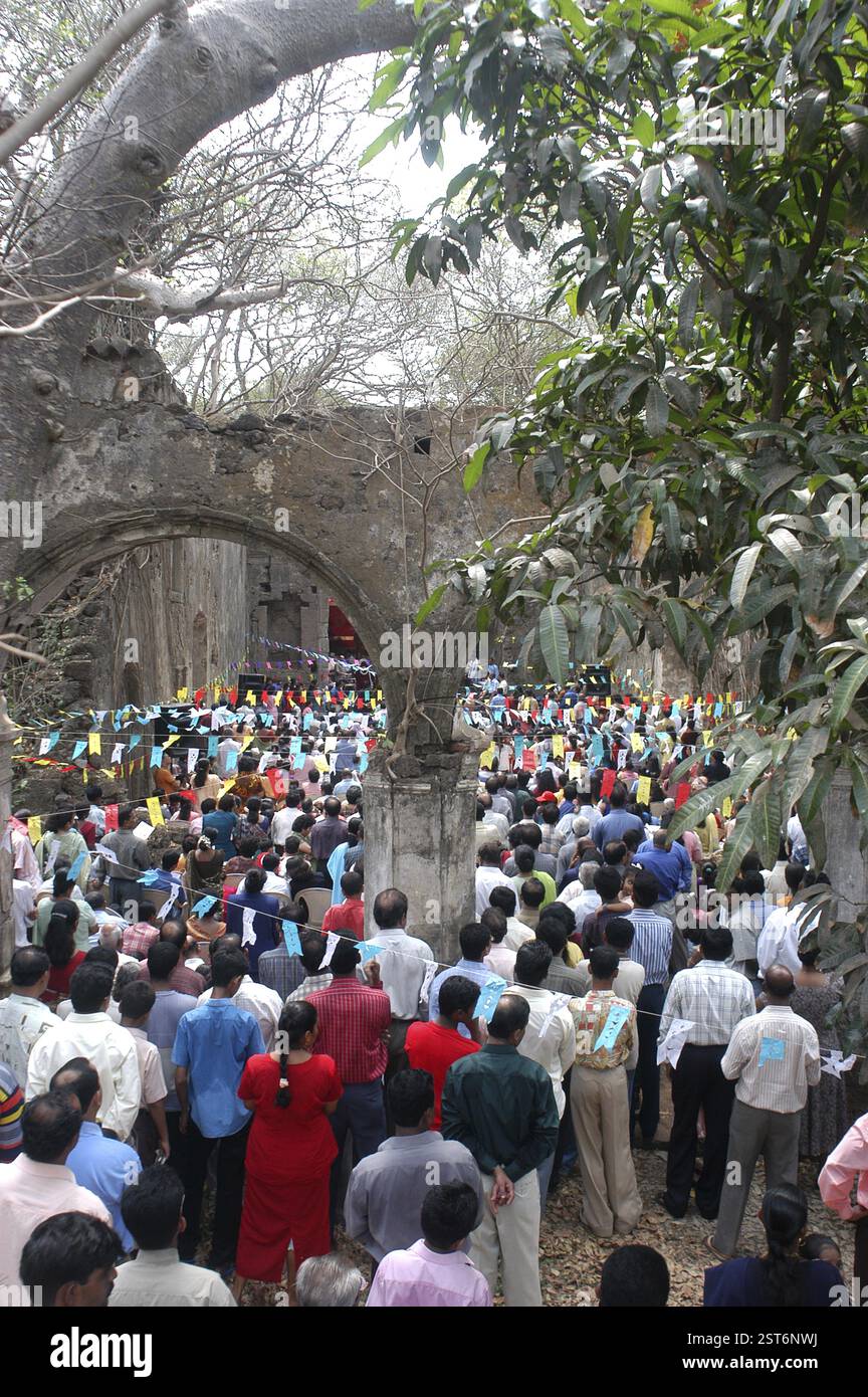 Thousands of Christians from Marol and around attended Holy mass ...