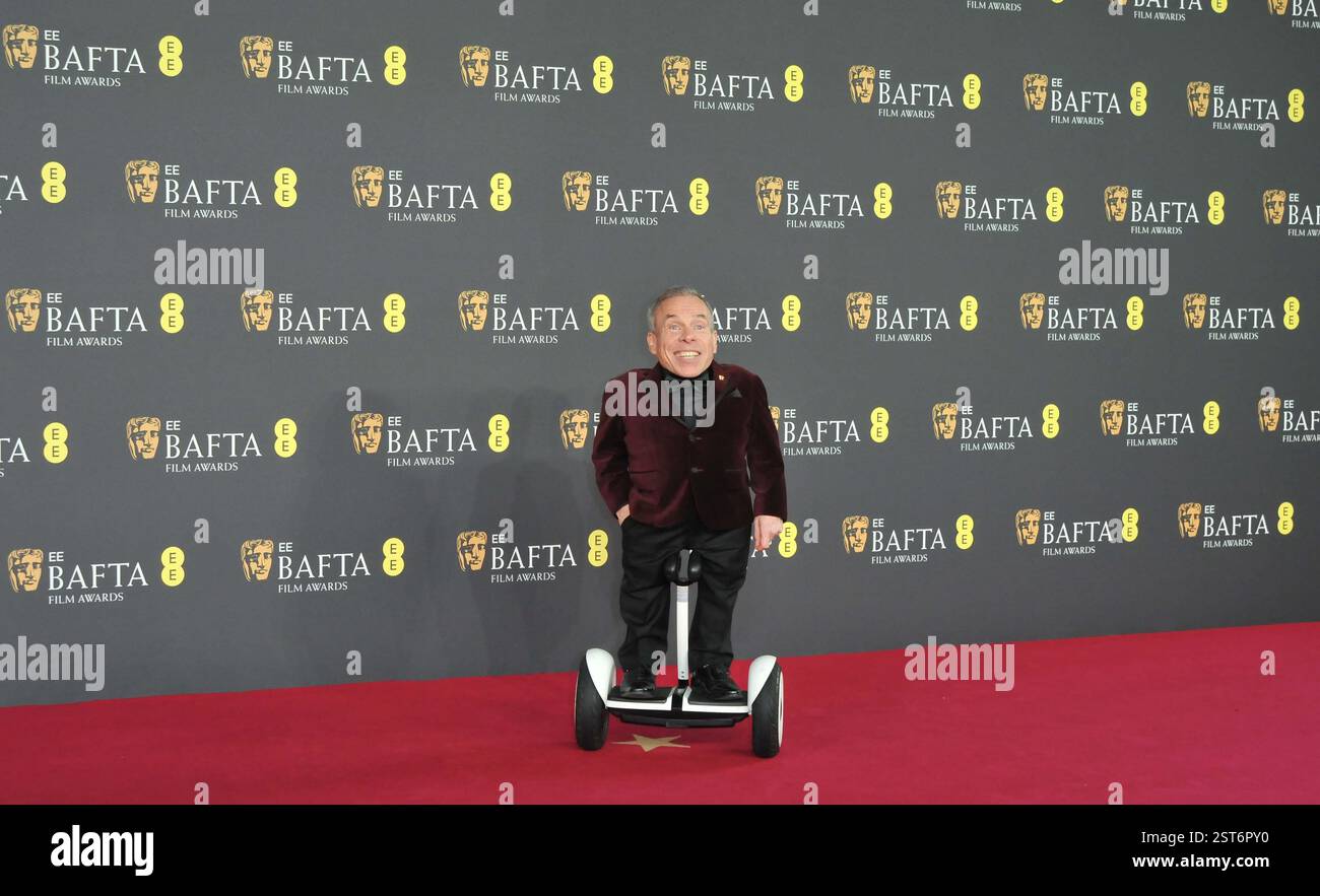London, UK. 16th Feb, 2025. Warwick Davis at the 78th EE BAFTAs British ...
