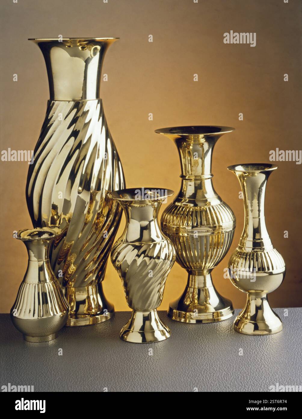 Moradabad Brass works India Stock Photo - Alamy